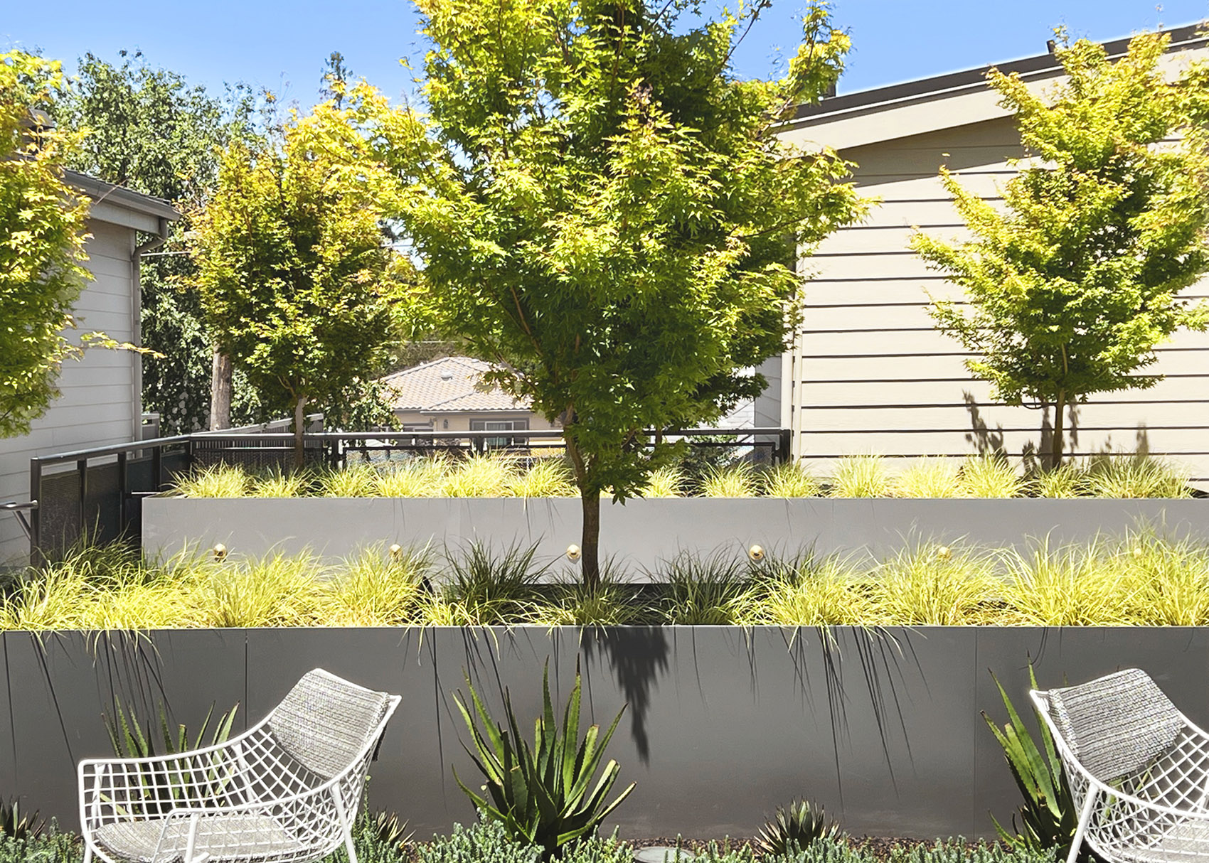 Gardens Over Denny’s by SAW - 谷德设计网