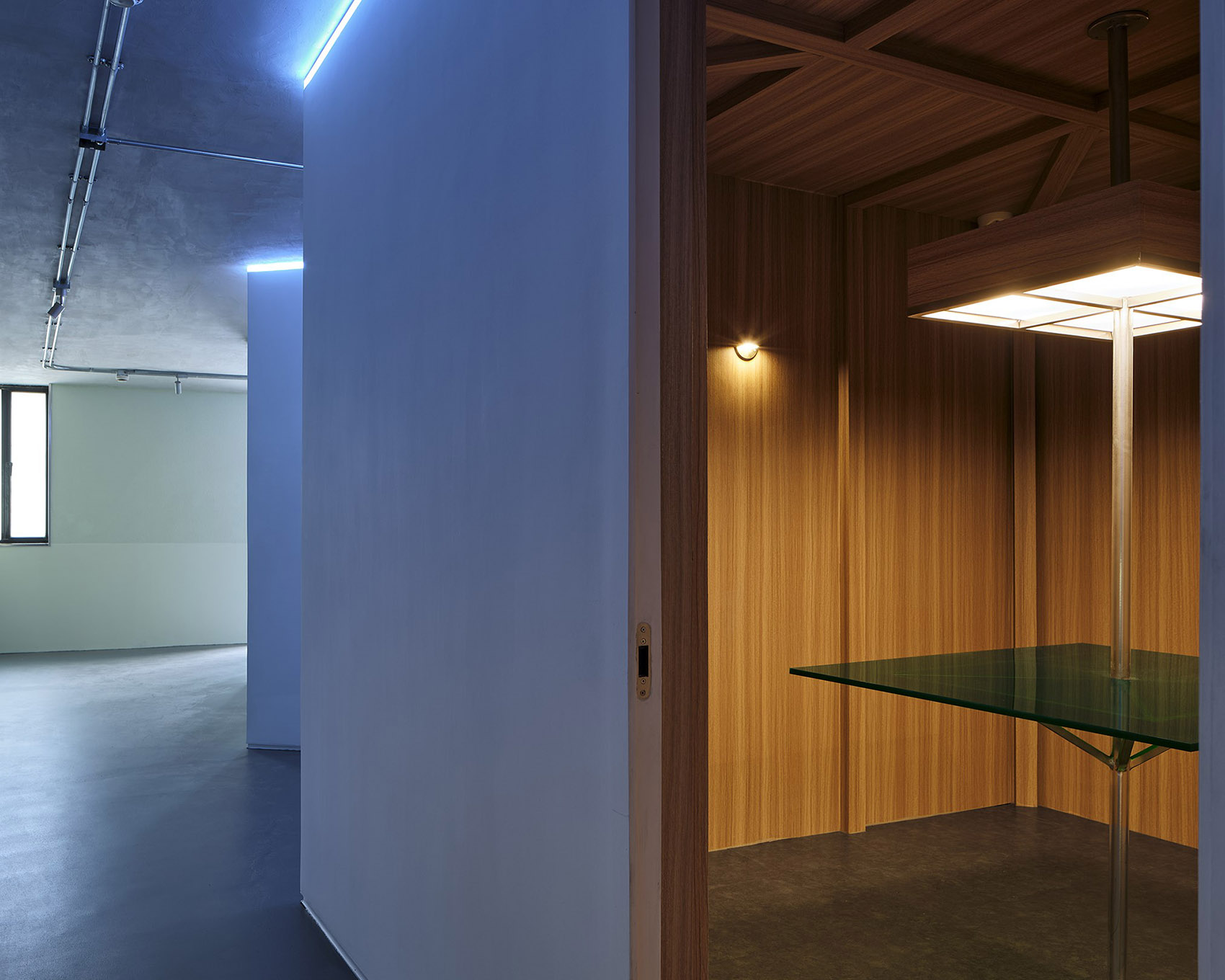 LOOP on The Press of Shanghai by HCCH Studio - 谷德设计网