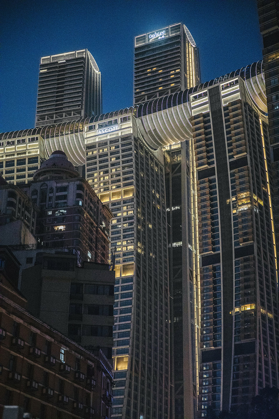 Chongqing Raffles Cloud Art Gallery, China by Hope Interior ...