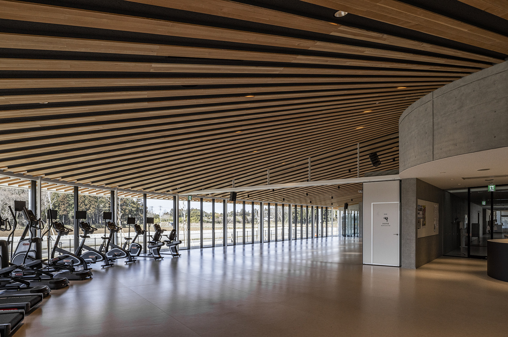 Mito City Shimoirino Health Promotion Center by MIKAMI Architects - 谷德设计网