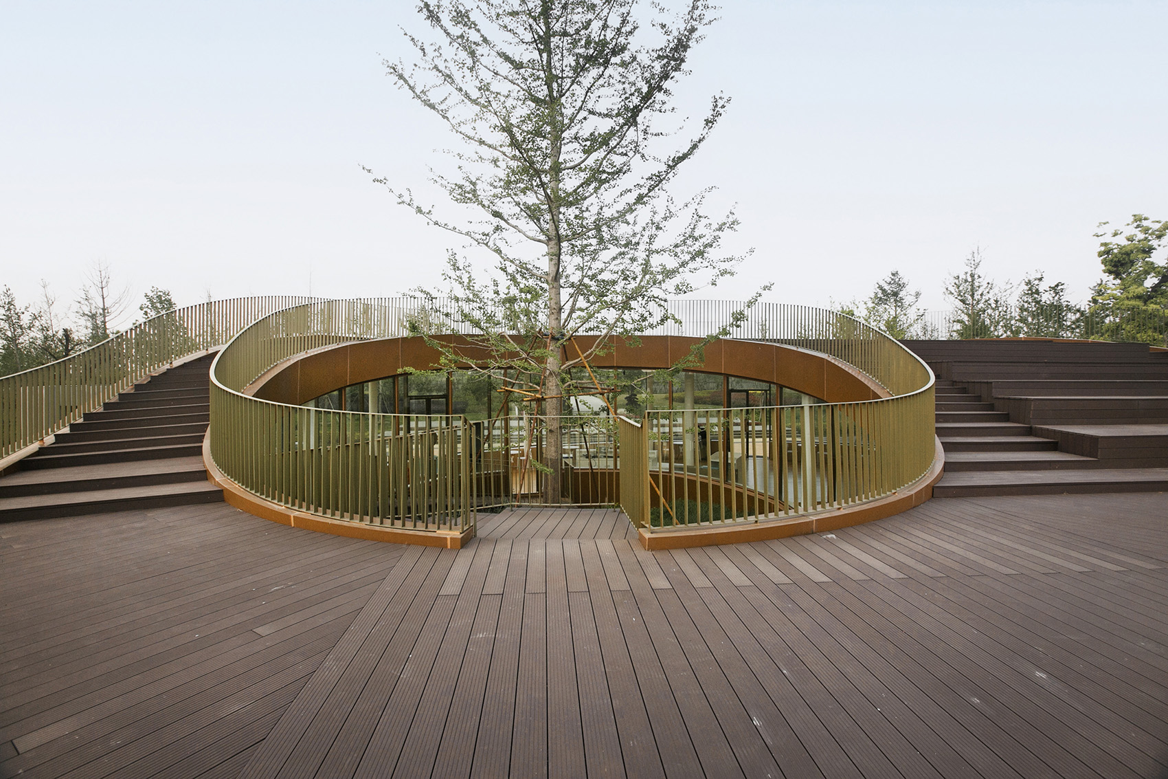 Lakeside Theatre, China by Hexia Architects & MADAM - 谷德设计网