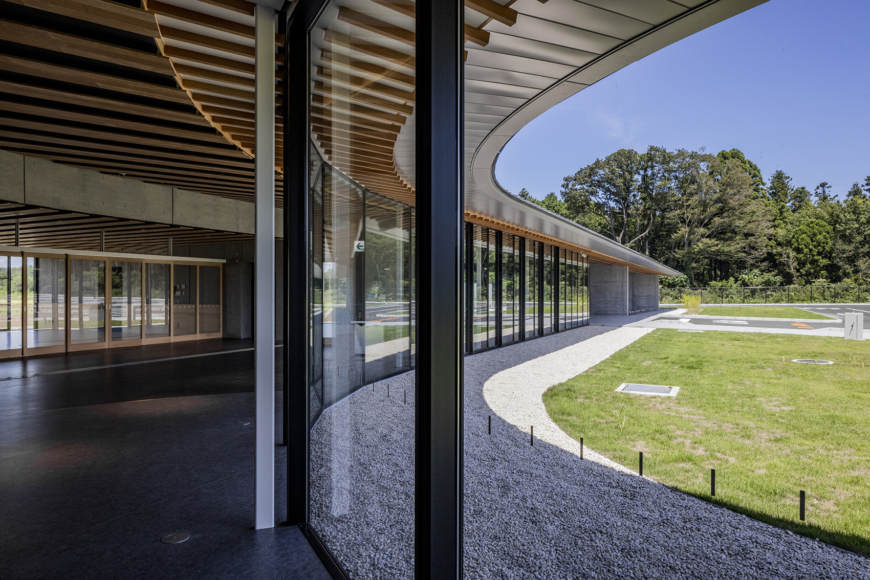 Mito City Shimoirino Health Promotion Center by MIKAMI Architects - 谷德设计网