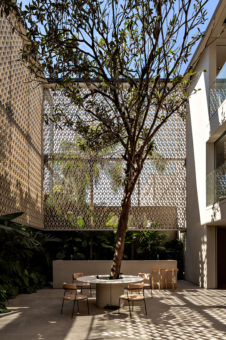 +55 Design by Studio Arthur Casas - 谷德设计网