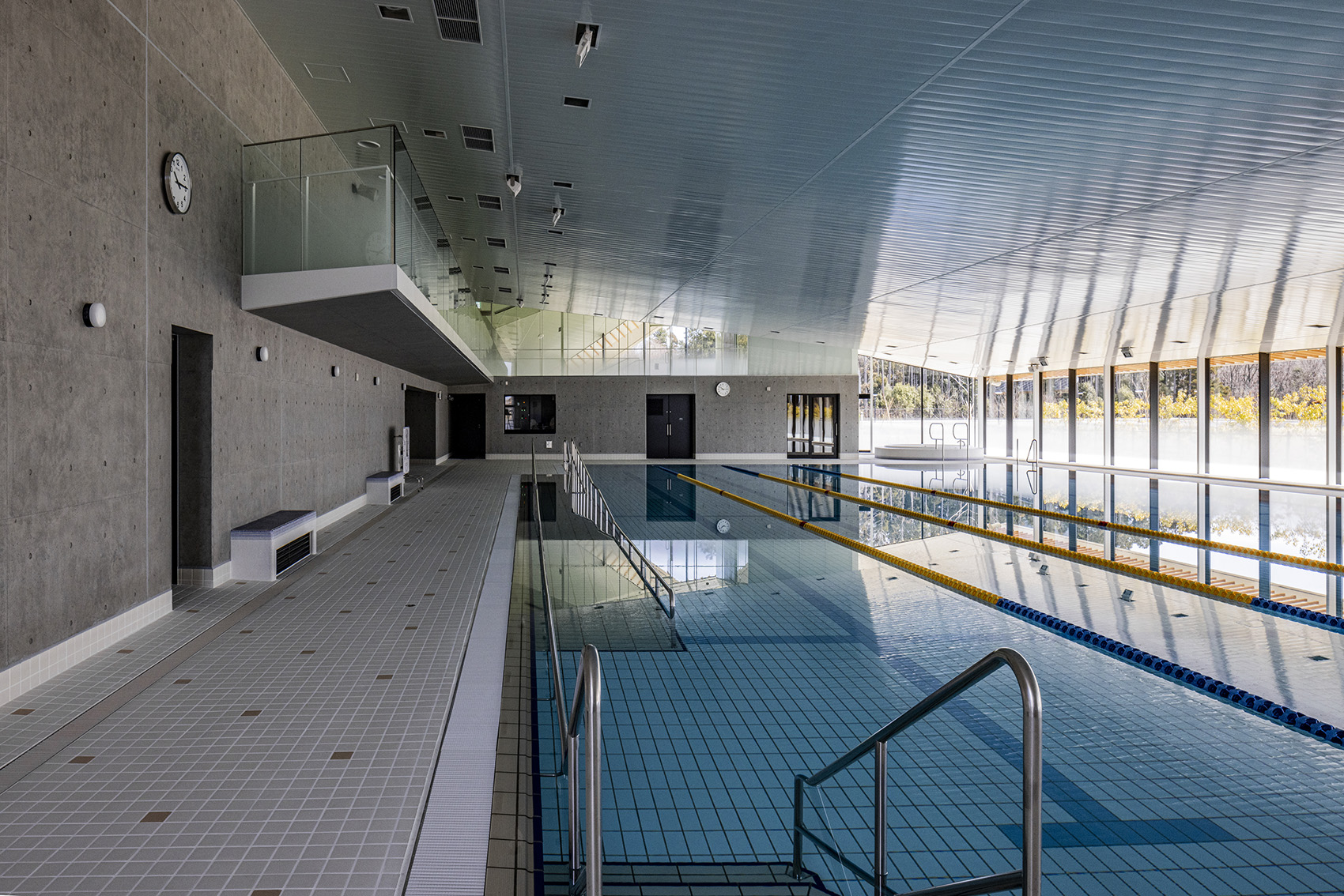 Mito City Shimoirino Health Promotion Center by MIKAMI Architects - 谷德设计网