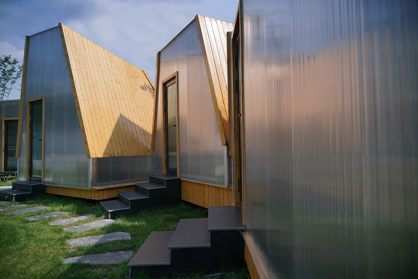 Courtyard restaurant in our village by Someone Studio - 谷德设计网