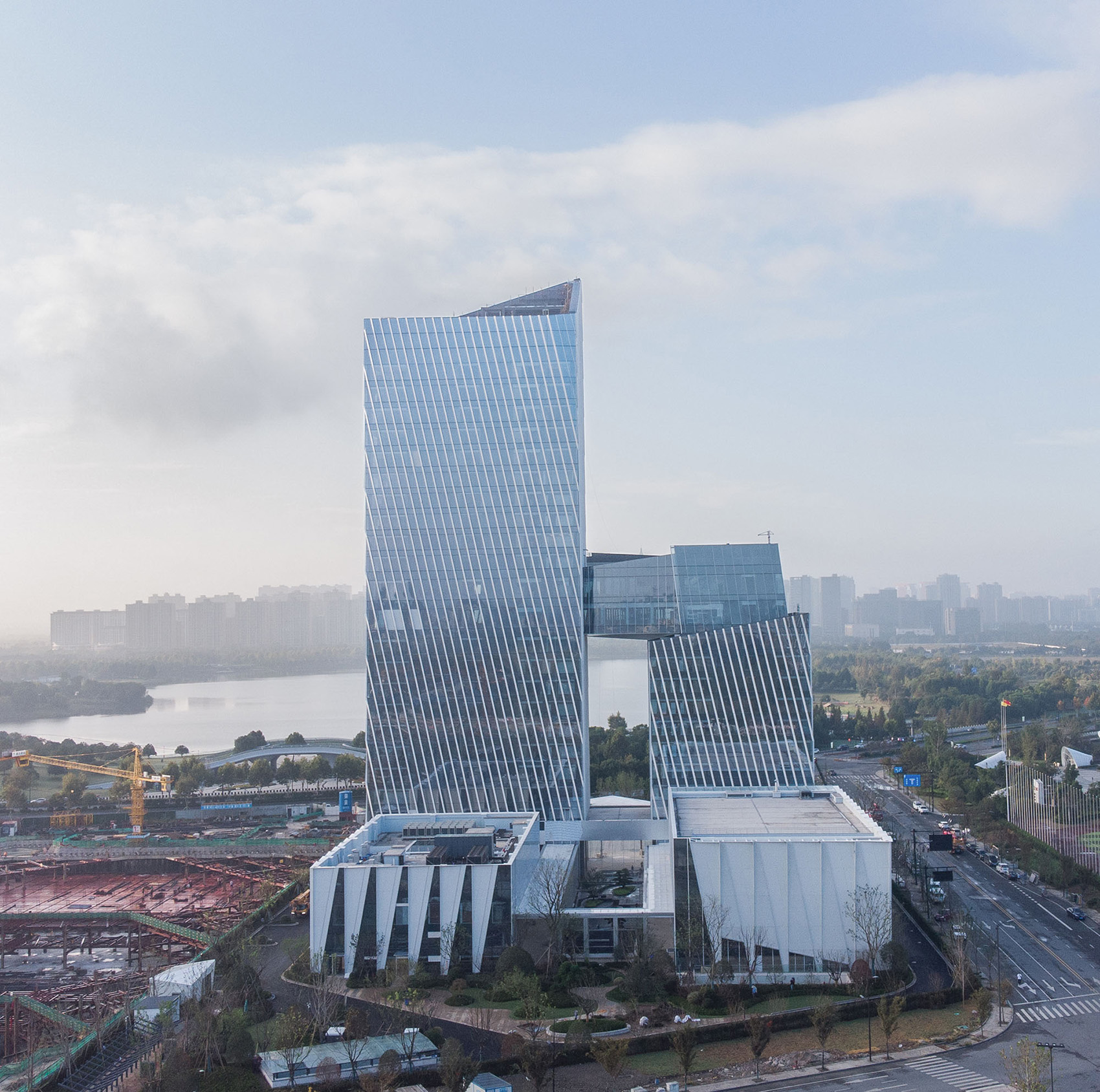 The Jushi Tower, China / GN Architects - 谷德设计网