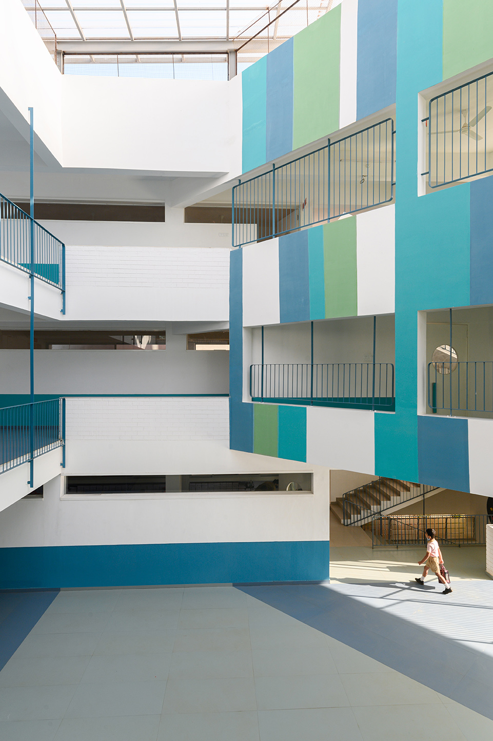 Sanskruti Pre-primary School by Shreyas Patil Architects - 谷德设计网