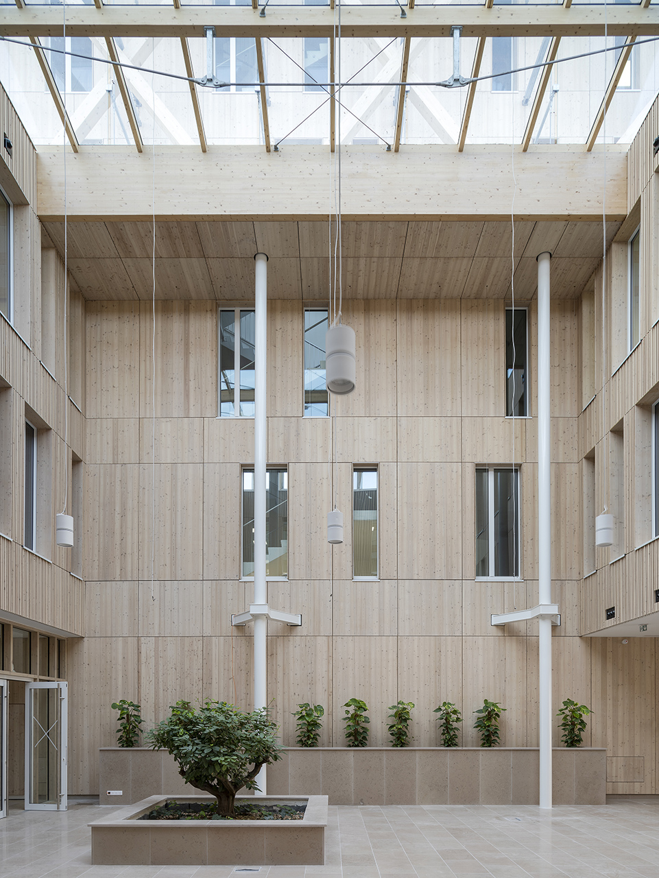 Caisse d’épargne’s Head office in Dijon by GRAAM Architecture - 谷德设计网