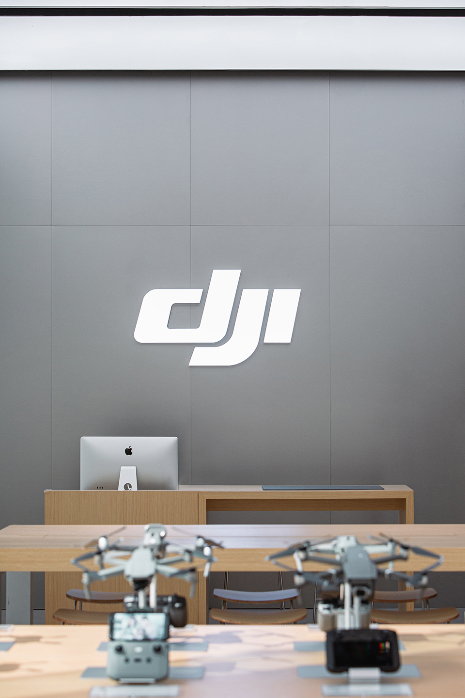 AD: DJI&HASSELBLAD, China by E Studio - 谷德设计网
