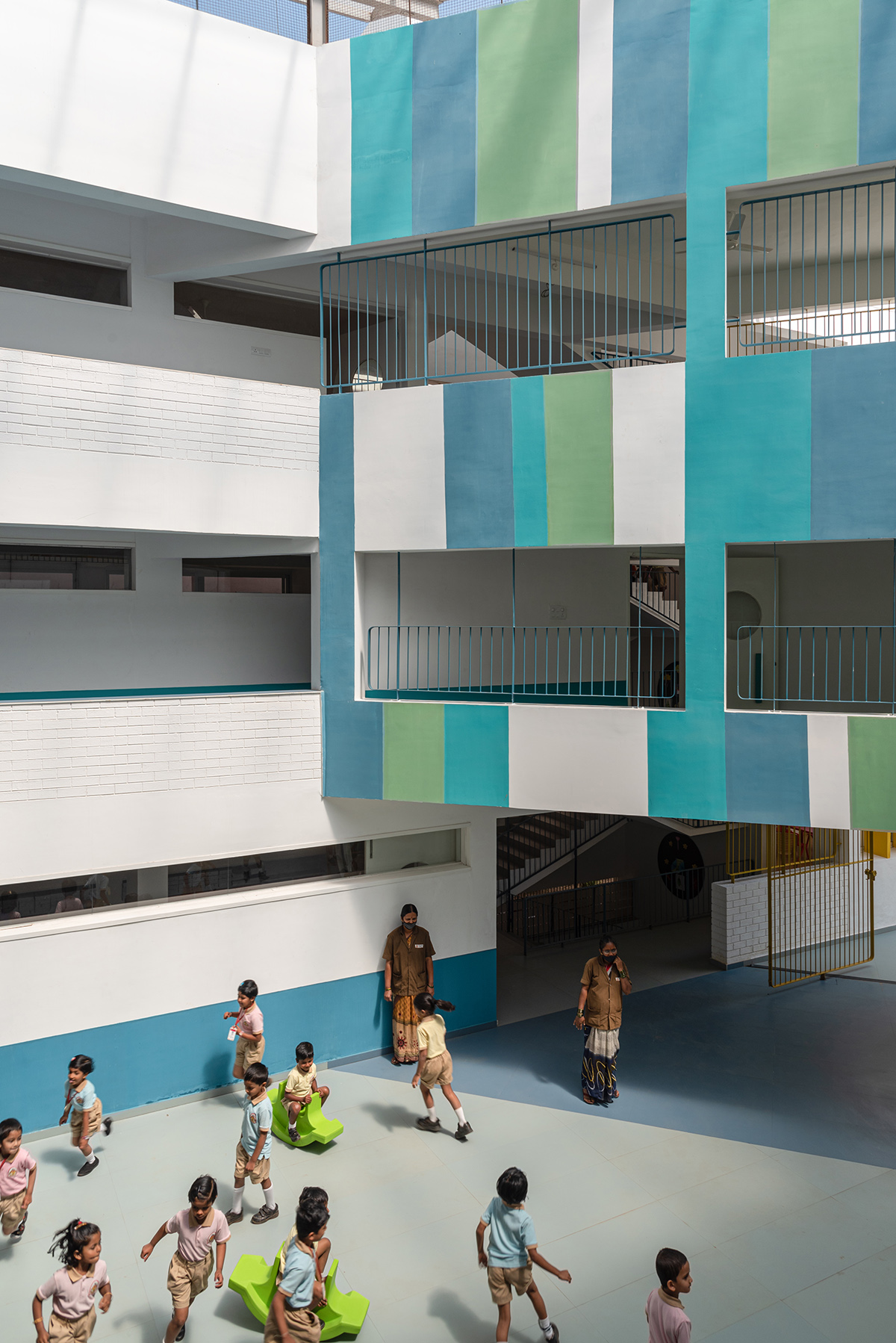 Sanskruti Pre-primary School by Shreyas Patil Architects - 谷德设计网