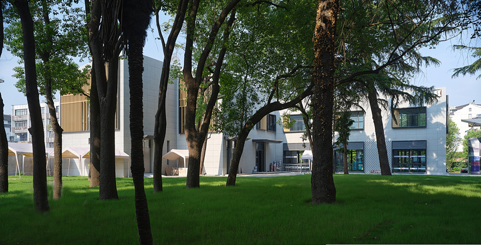 Golden Lion “Campus Lane” Creative Arts and Culture Park by Oumoumou ...