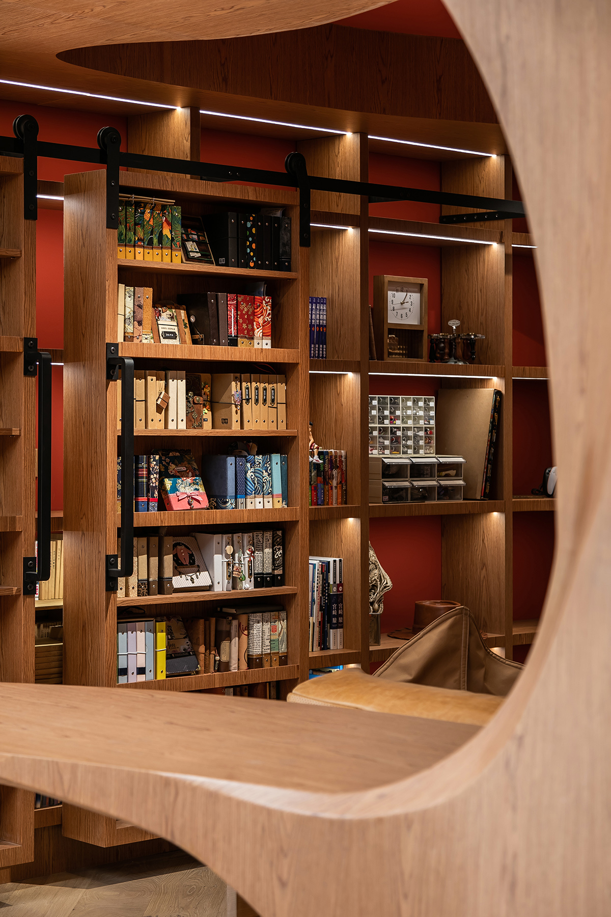 Hand account blogger Aguai’s home by LZArchitects - 谷德设计网