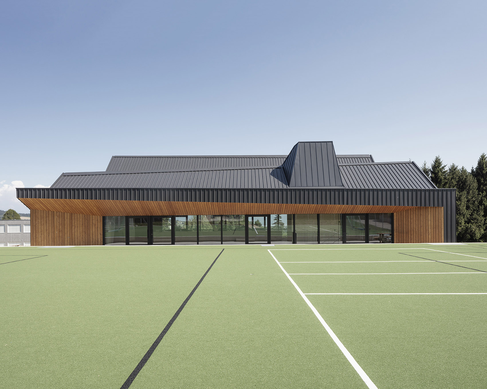 Community Hall in Le Vaud by LOCALARCHITECTURE - 谷德设计网