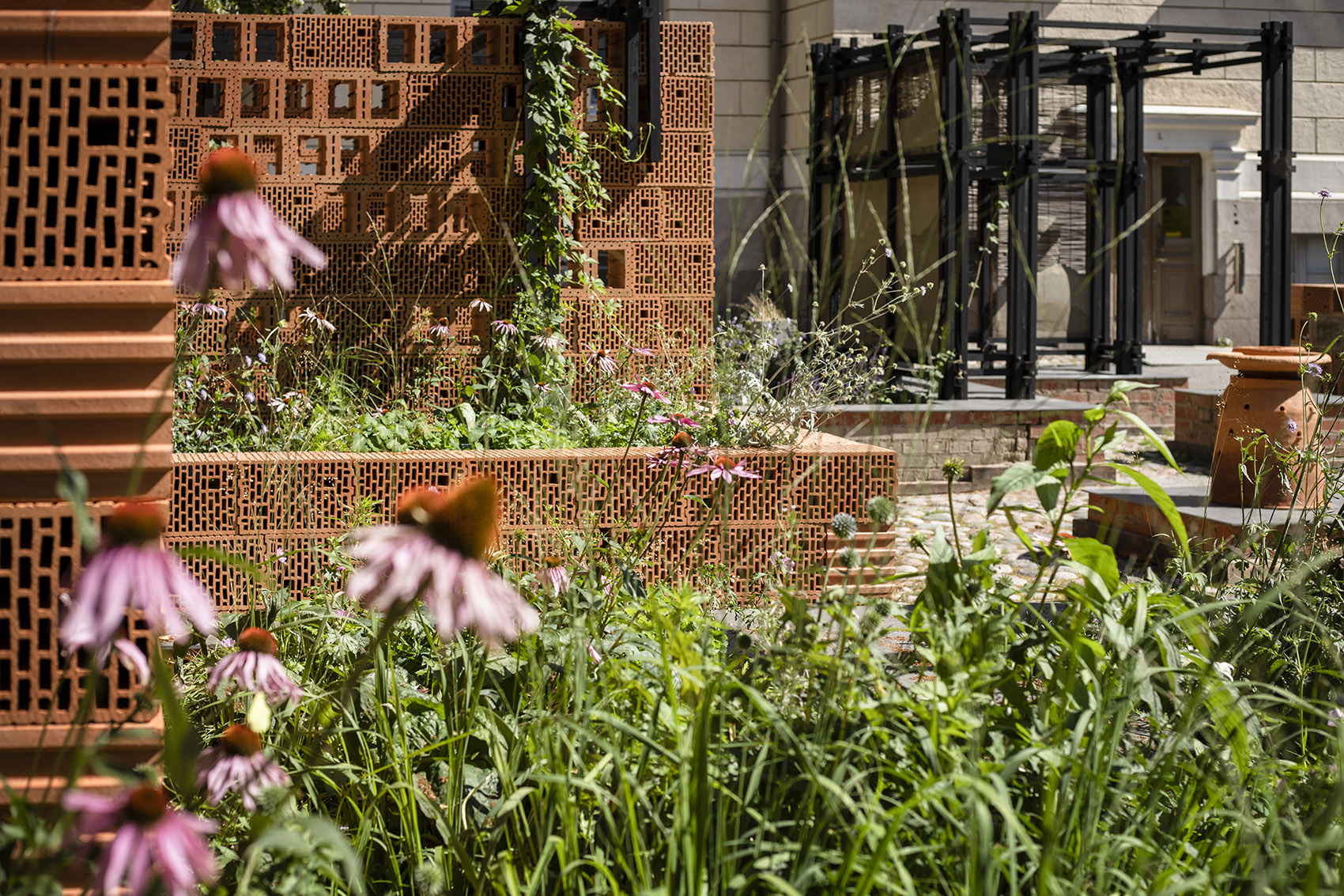 Alusta Pavilion, Helsinki by Suomi/Koivisto Architects - 谷德设计网