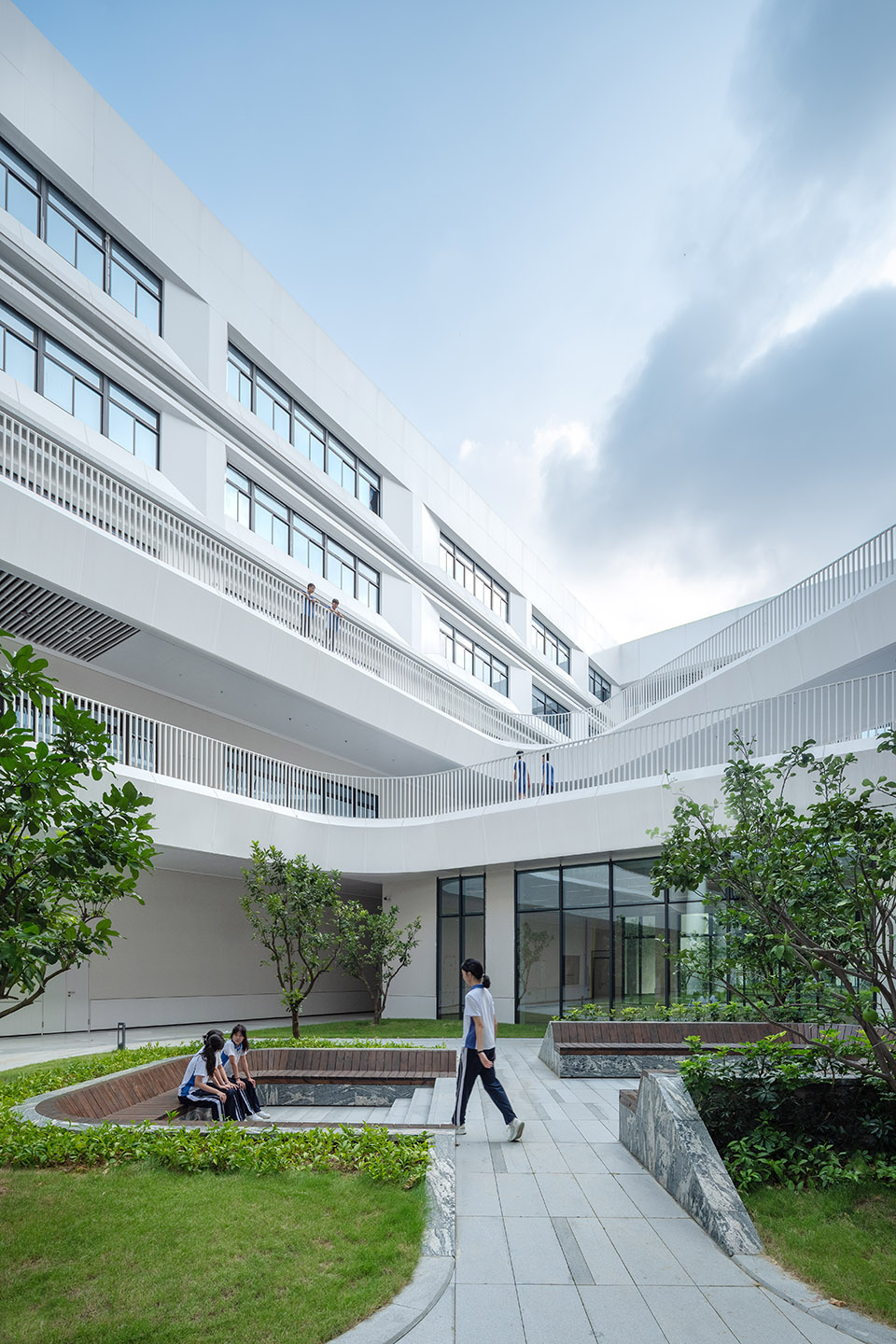 Shenzhen Hongshan Middle School, China by Capol International ...