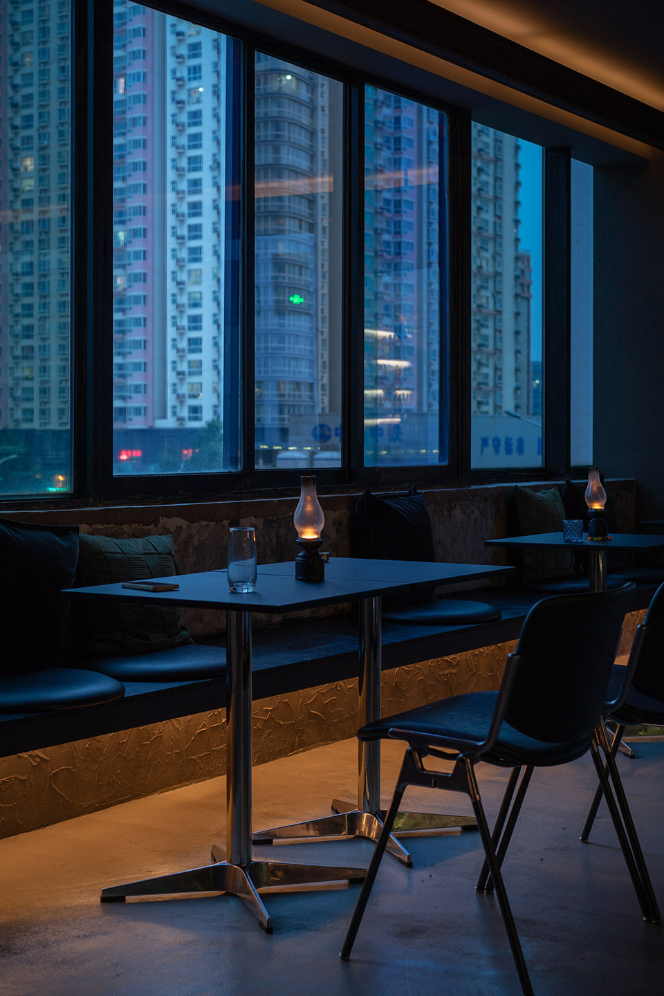 Imagine Bar, China by Bridge Lab - 谷德设计网