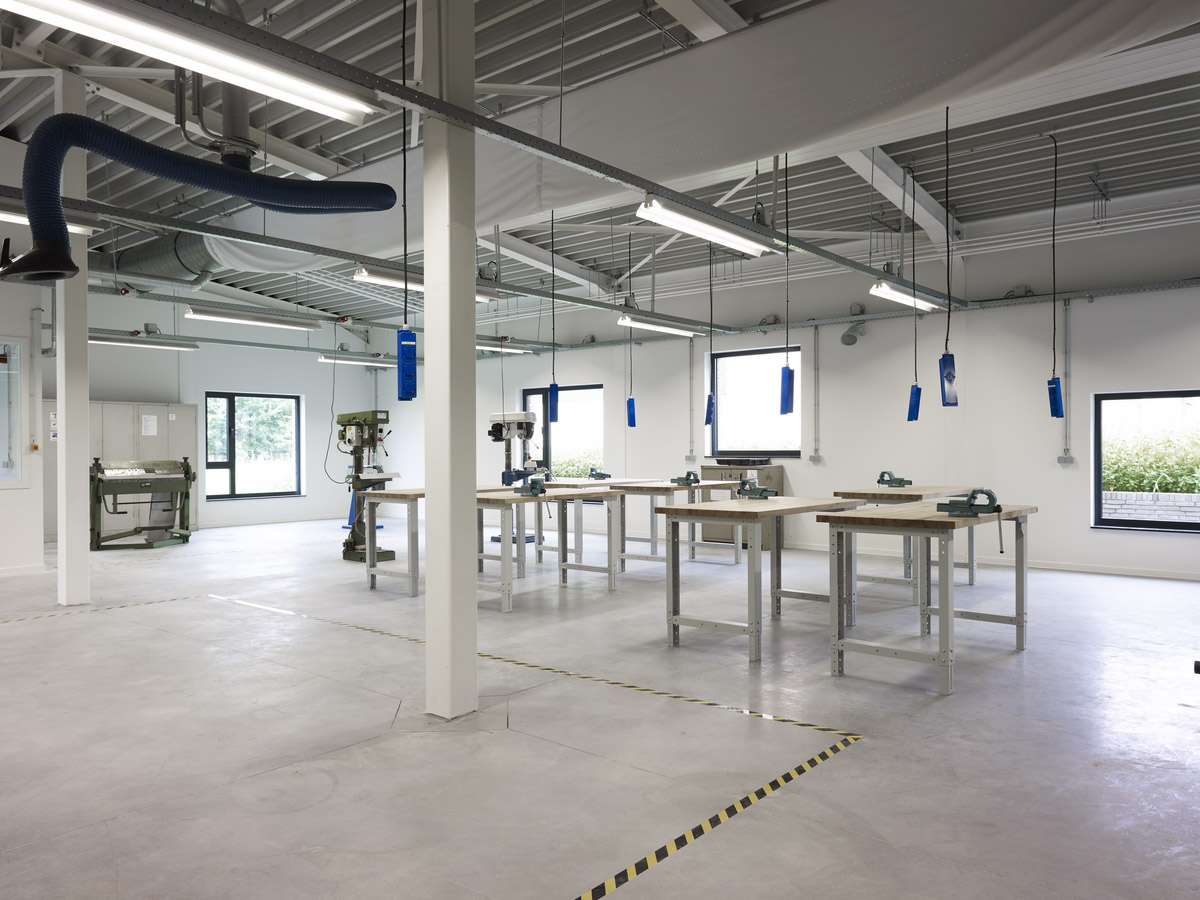 Zonnegroen Technical Secondary School in Zoutleeuw by MR. STIR ...