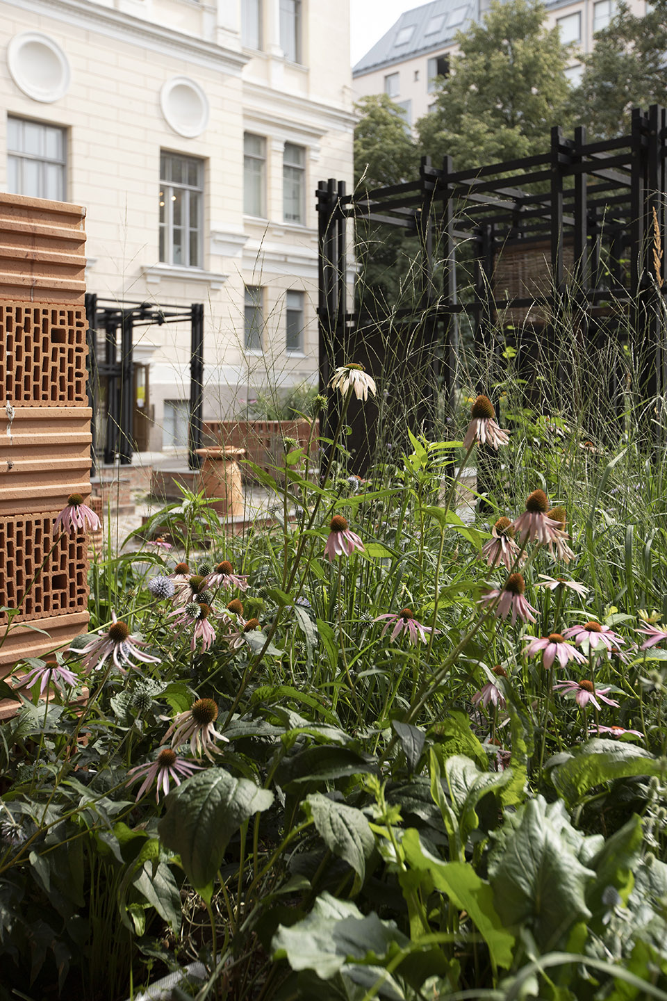 Alusta Pavilion, Helsinki by Suomi/Koivisto Architects - 谷德设计网