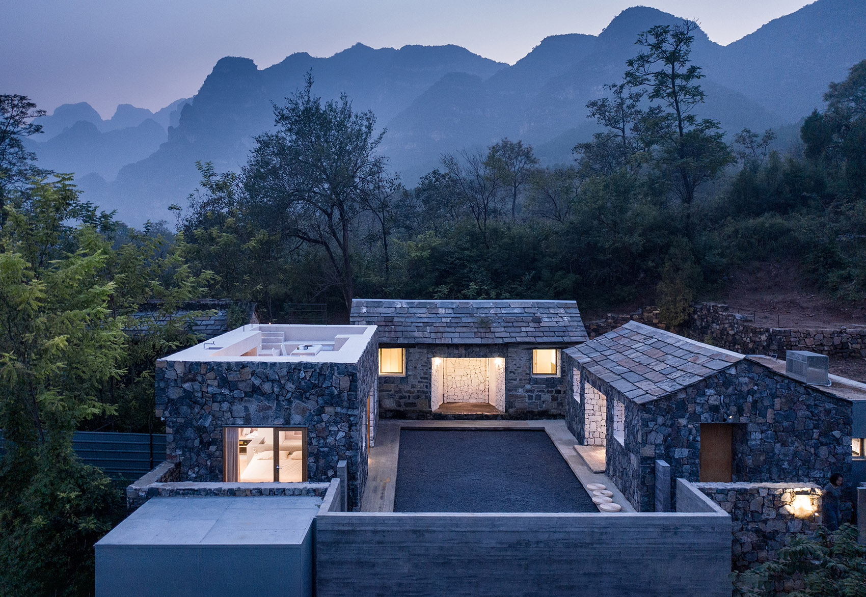 Mountain Dwelling, Beijing, China by STUDIO FSJ - 谷德设计网