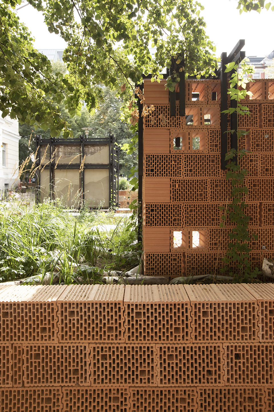 Alusta Pavilion, Helsinki by Suomi/Koivisto Architects - 谷德设计网