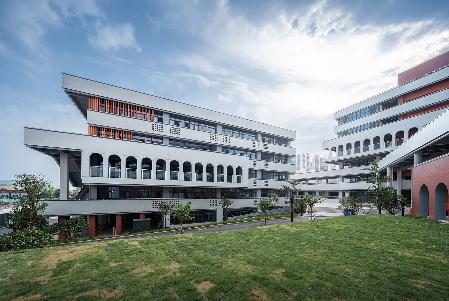 Grand Solar School, Taishan, China by BPD - 谷德设计网