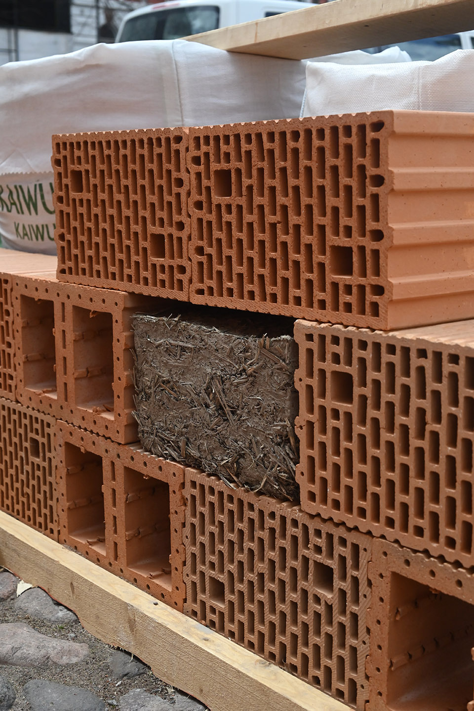 Alusta Pavilion, Helsinki by Suomi/Koivisto Architects - 谷德设计网