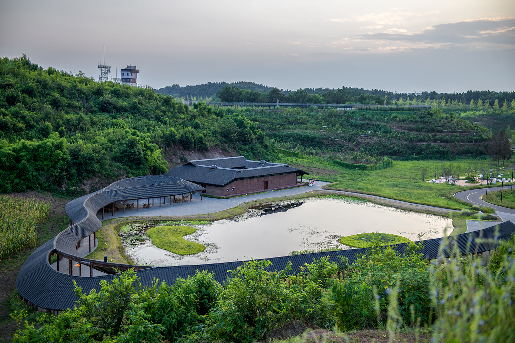 Three Fish and Lion Cultural Village by SecondNature - 谷德设计网