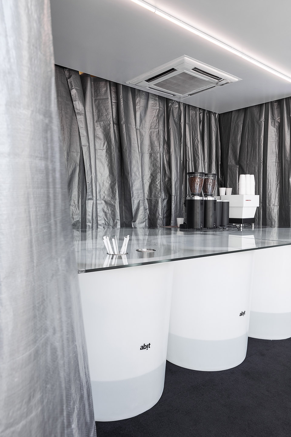 Installation of Abit Coffee Lane Water Square Pop-up Store,Mixc World ...