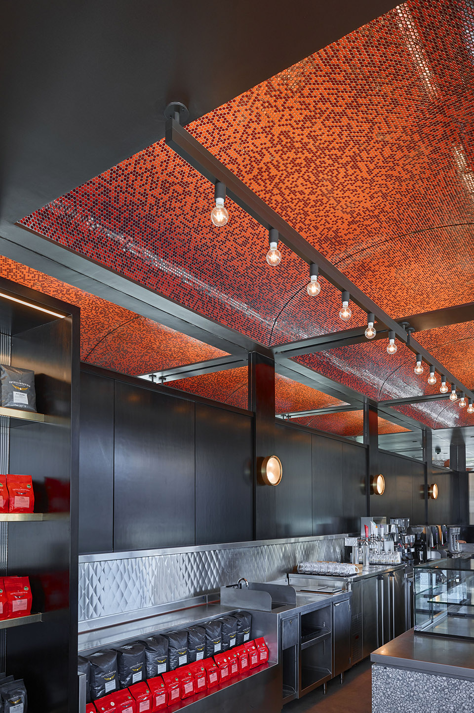 INTELLIGENSIA HOLLYWOOD by Standard Architecture - 谷德设计网
