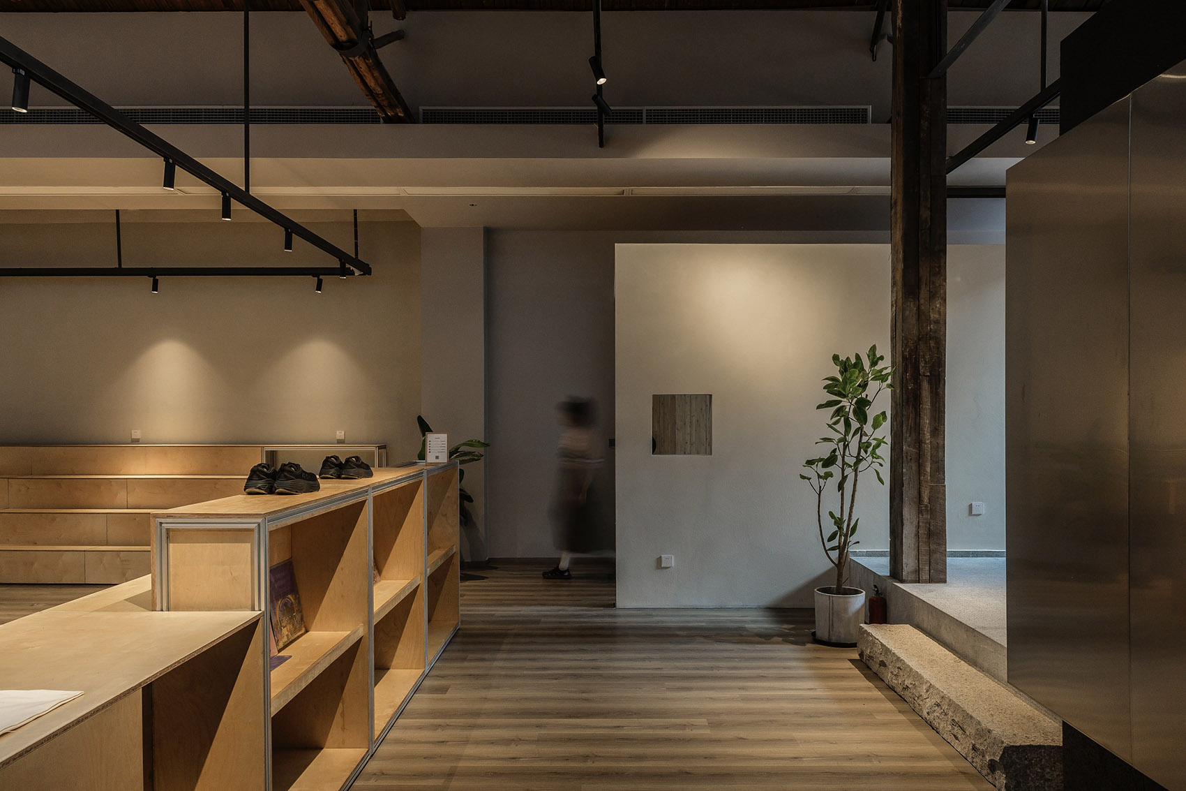 ALUMNI Chengdu Space Design by Fon STUDIO - 谷德设计网