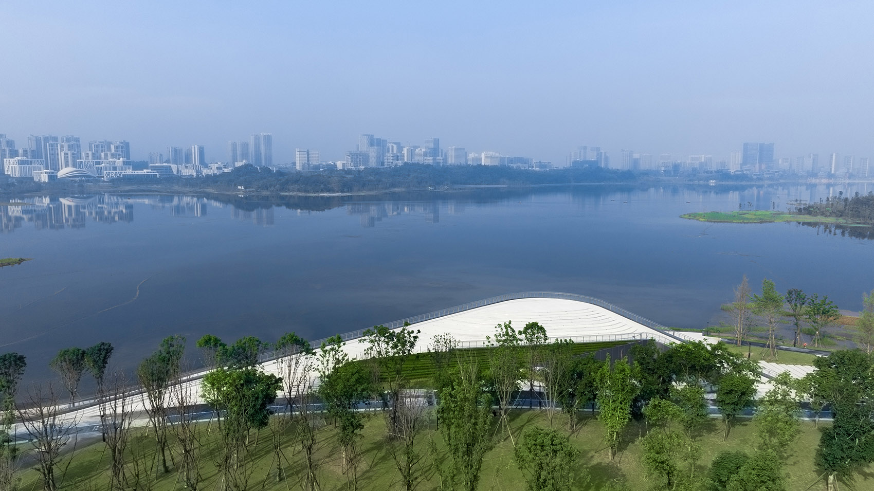 Xinglong Lake Roadshow Center by TEKTONN ARCHITECTS - 谷德设计网
