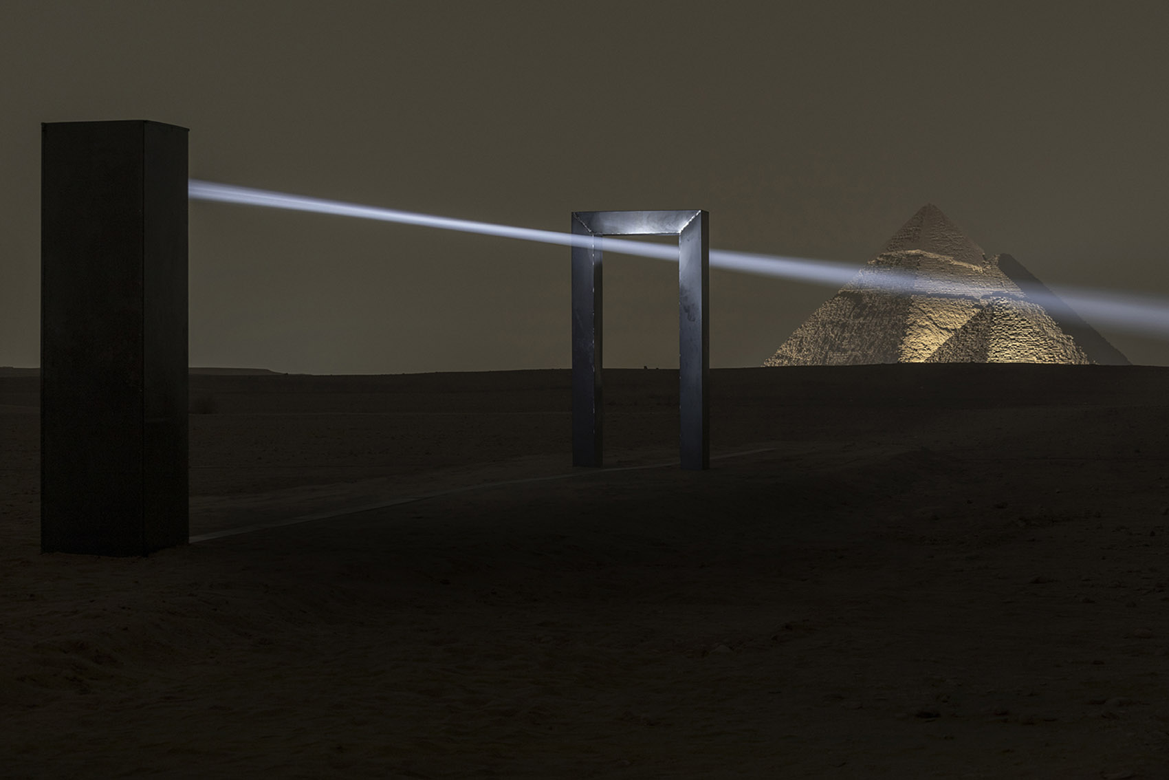 Portal of Light by Emilio Ferro - 谷德设计网