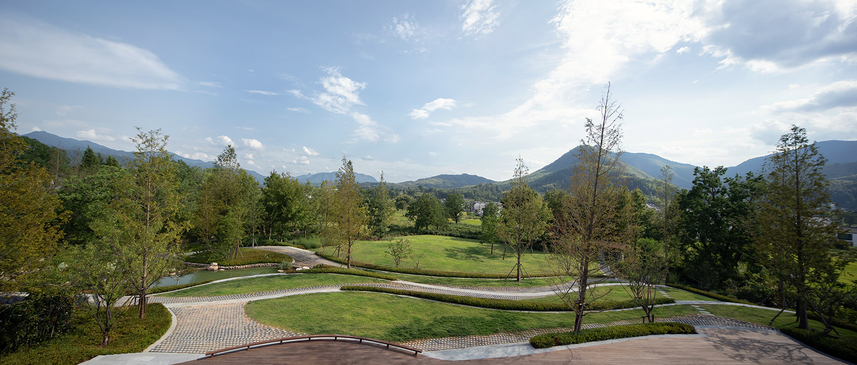 Huangshan Banyan Tree-Huangshan Cultural Village by HANCS Landscape ...