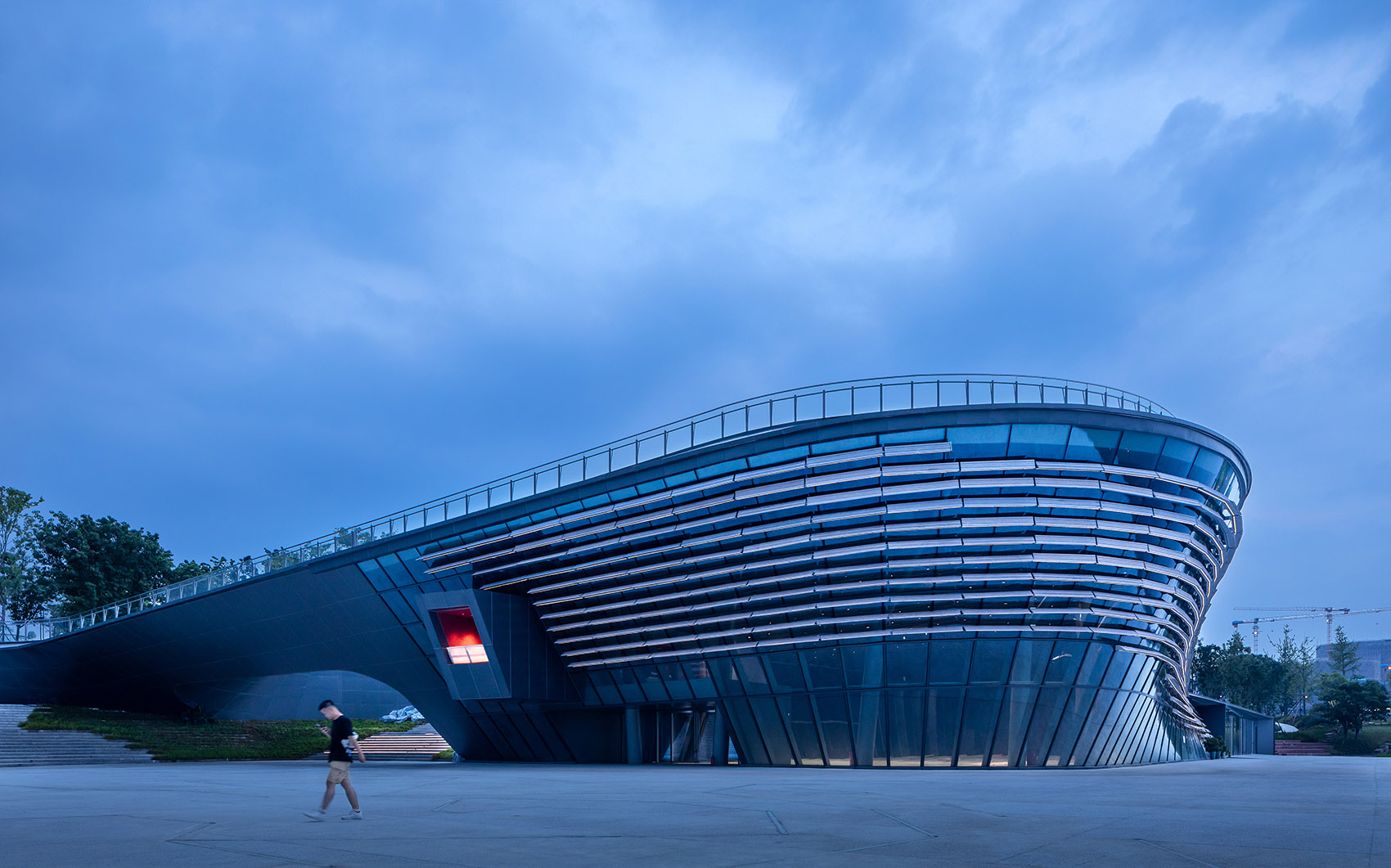 Xinglong Lake Roadshow Center by TEKTONN ARCHITECTS - 谷德设计网