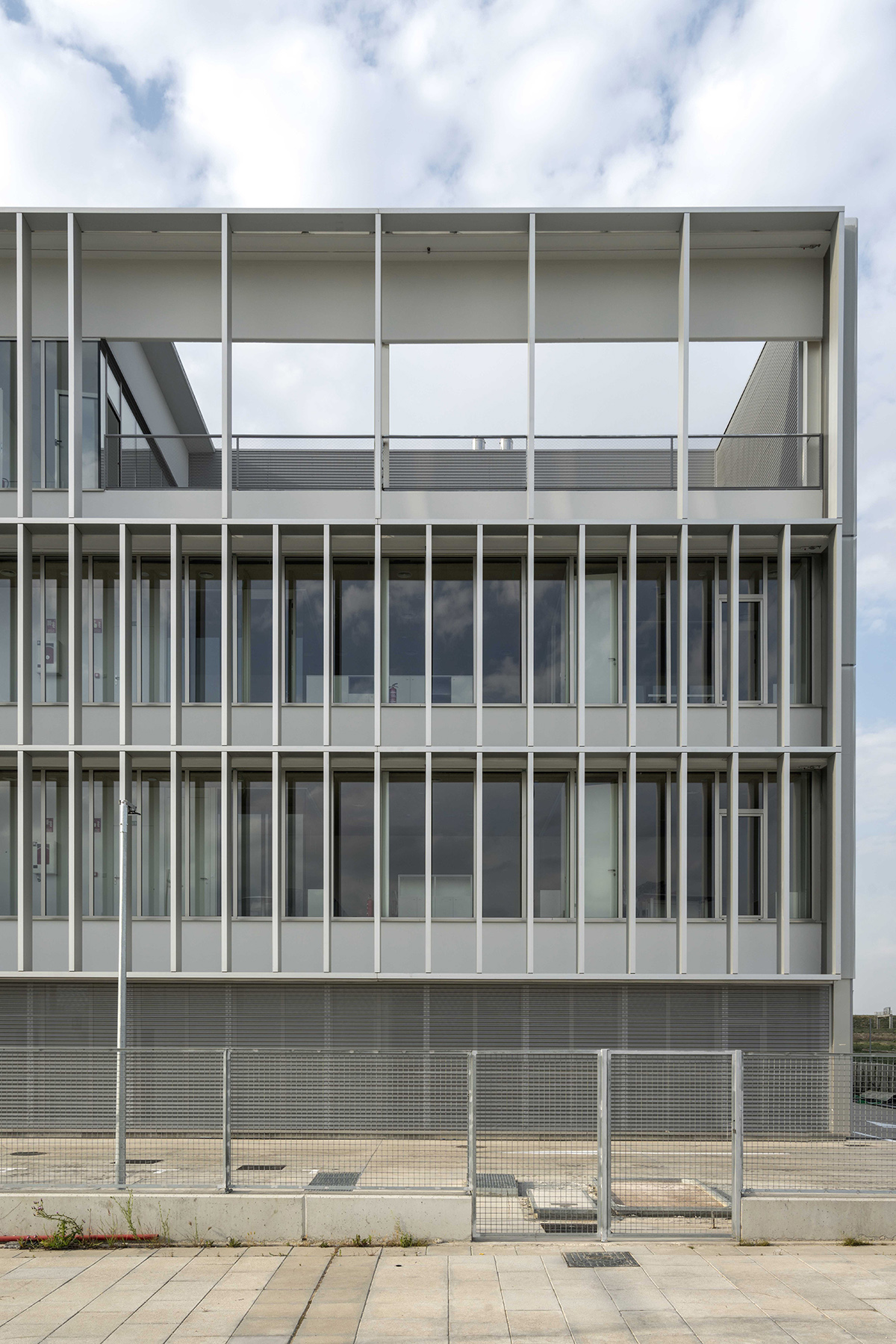 181 Unolab HQ by FRPO - 谷德设计网