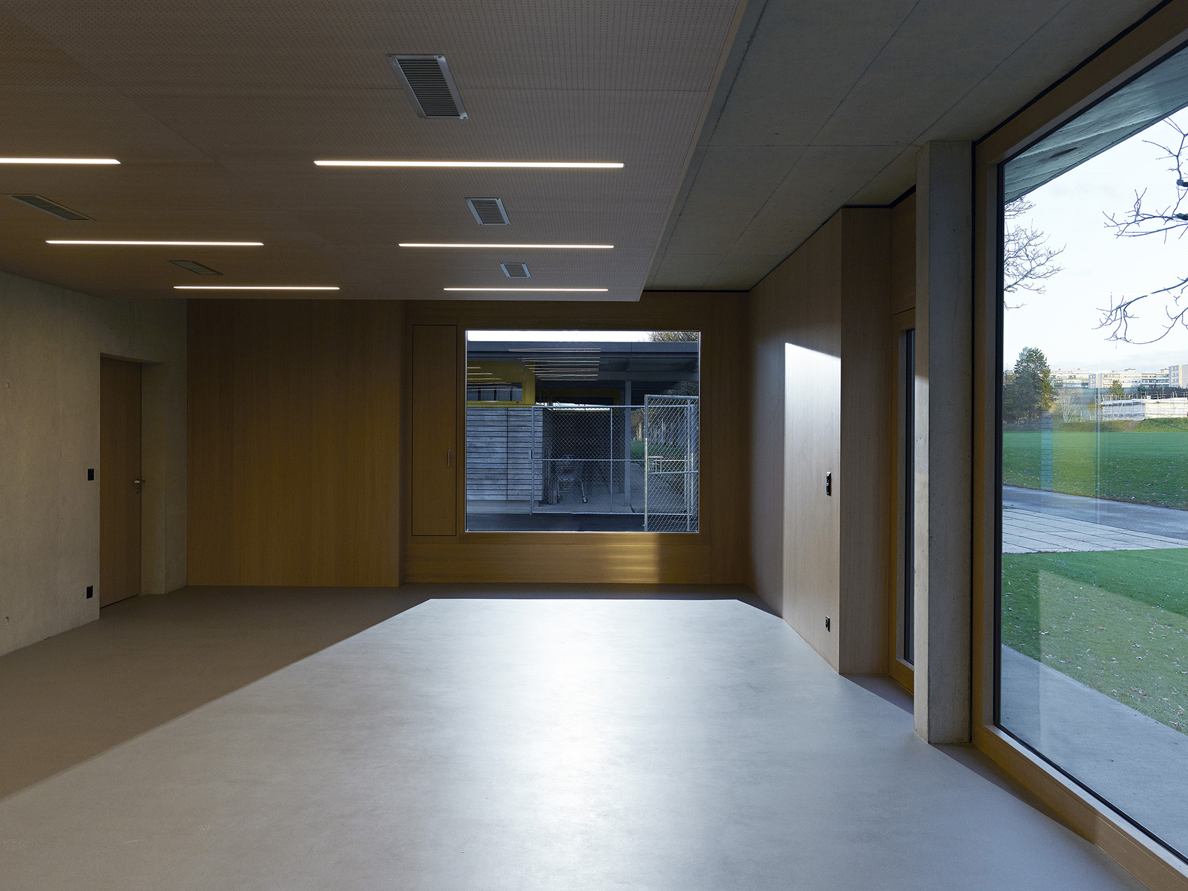 Les Vergers Sports Center, Meyrin, Geneva by AM Architectes - 谷德设计网