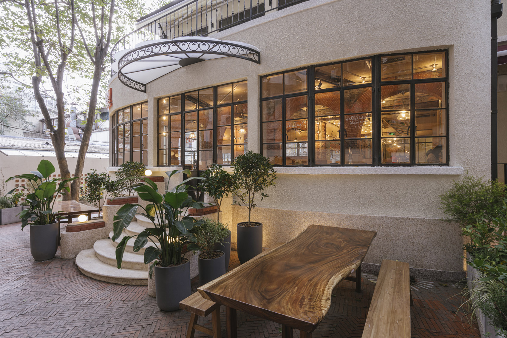 BLAZ – French cantine by Mirabeau Architecture - 谷德设计网