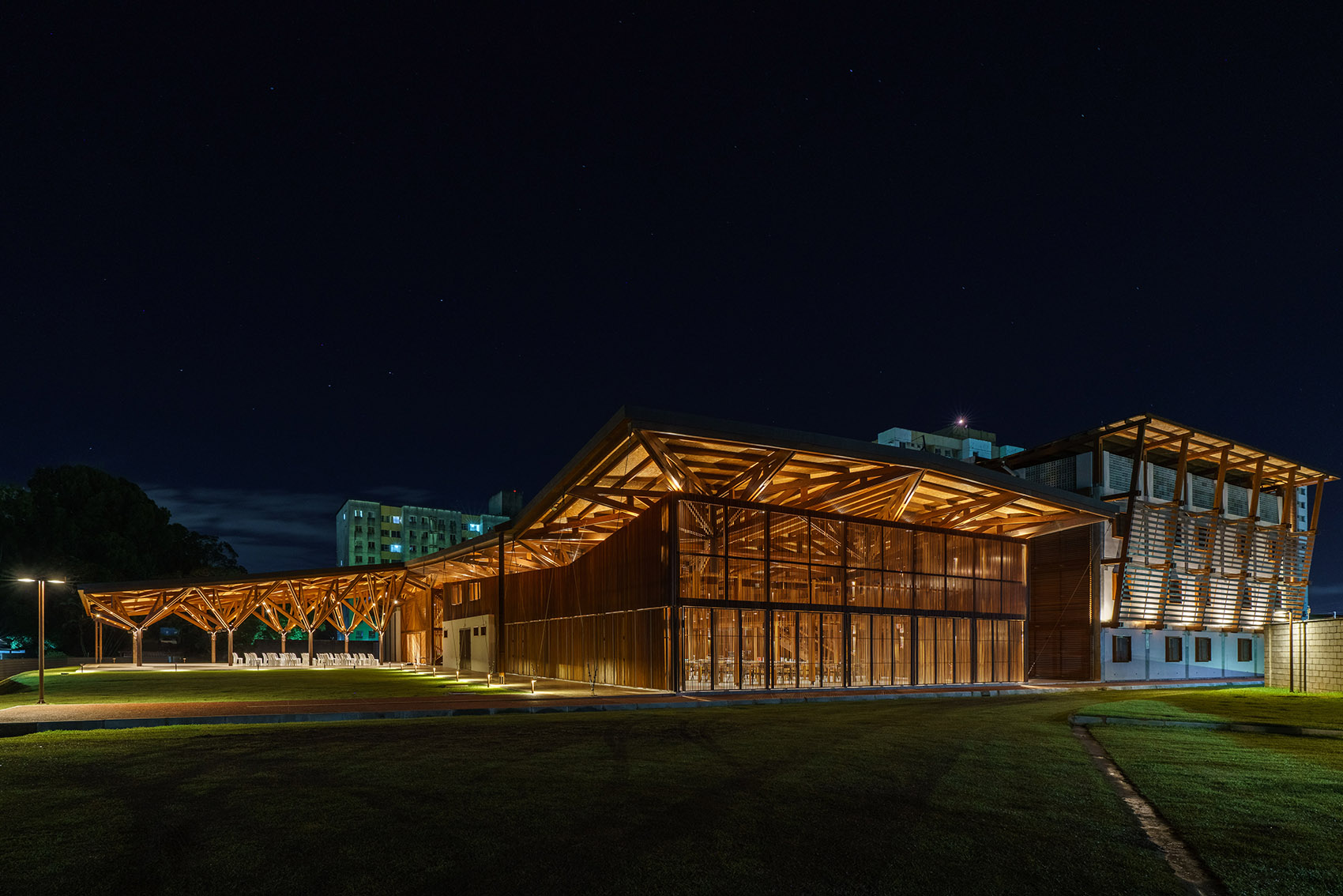 FFB Convent by Mixtura - 谷德设计网