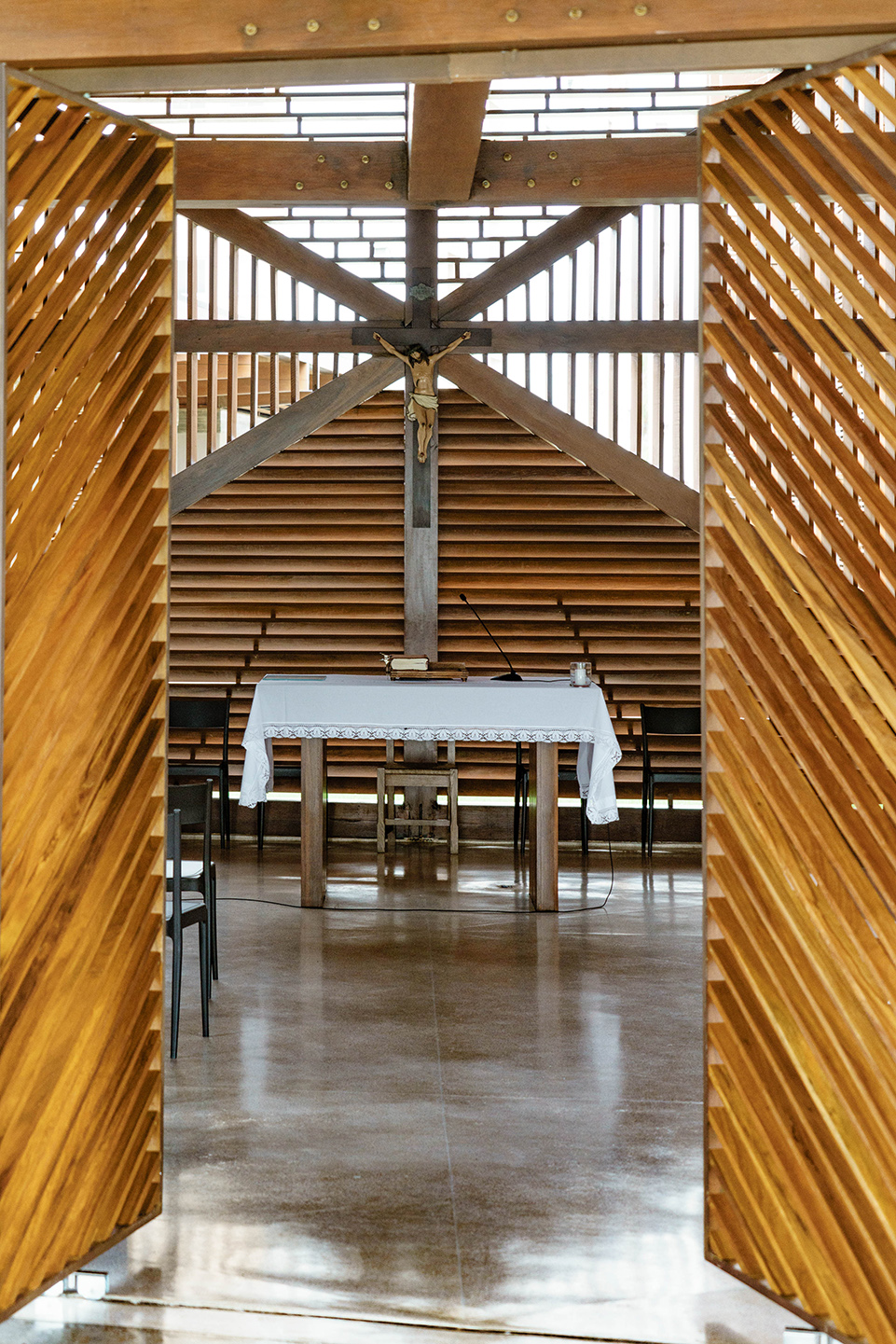 FFB Convent by Mixtura - 谷德设计网