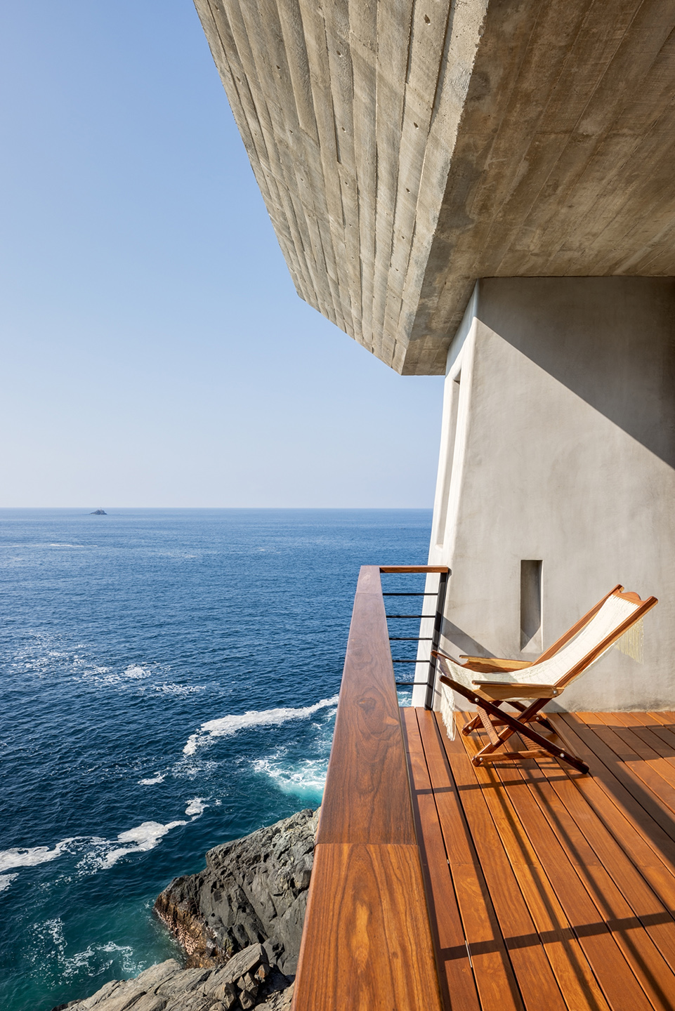 Casa Acantilado by Zozaya Arquitectos - 谷德设计网