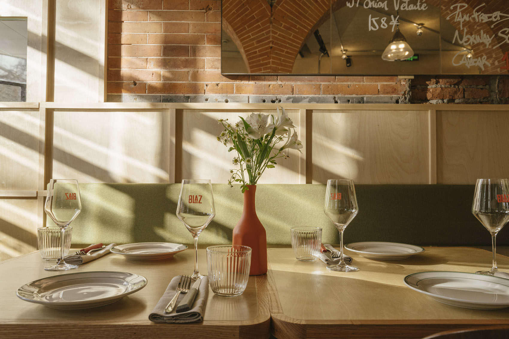 BLAZ – French cantine by Mirabeau Architecture - 谷德设计网