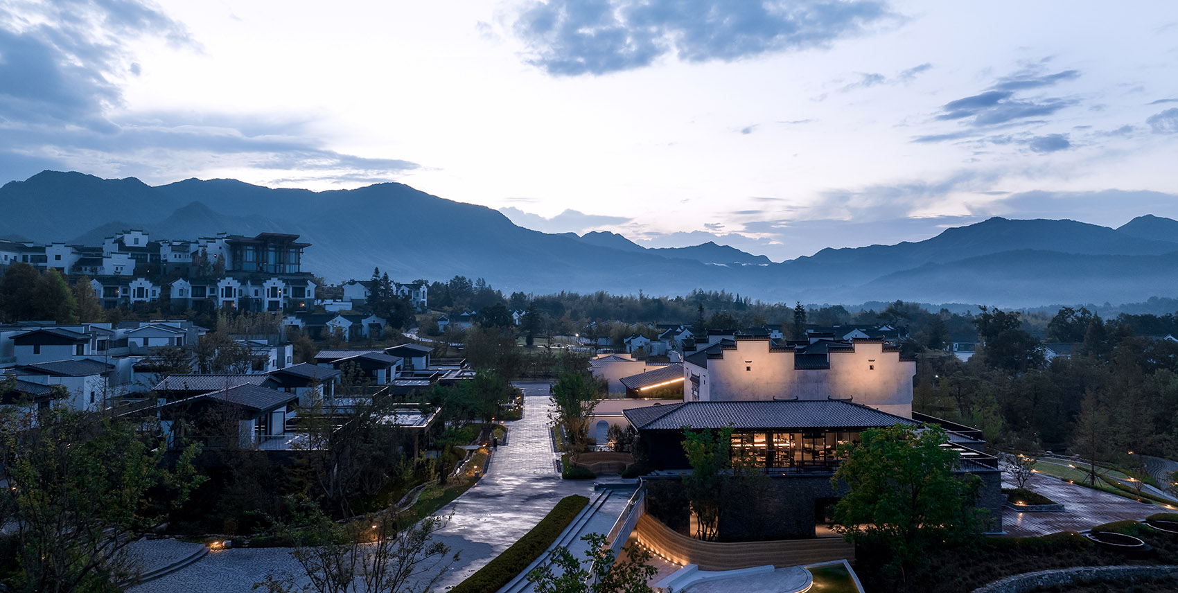 Huangshan Banyan Tree-Huangshan Cultural Village by HANCS Landscape ...