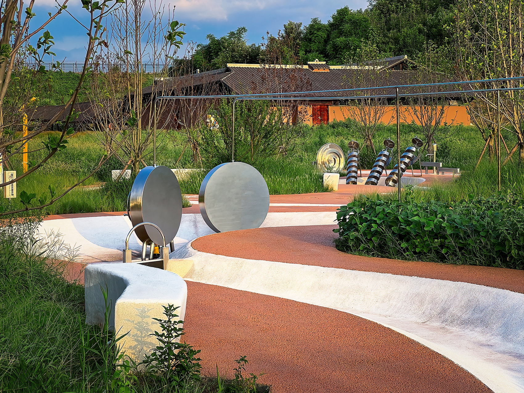 Three Fish and Lion Cultural Village by SecondNature - 谷德设计网