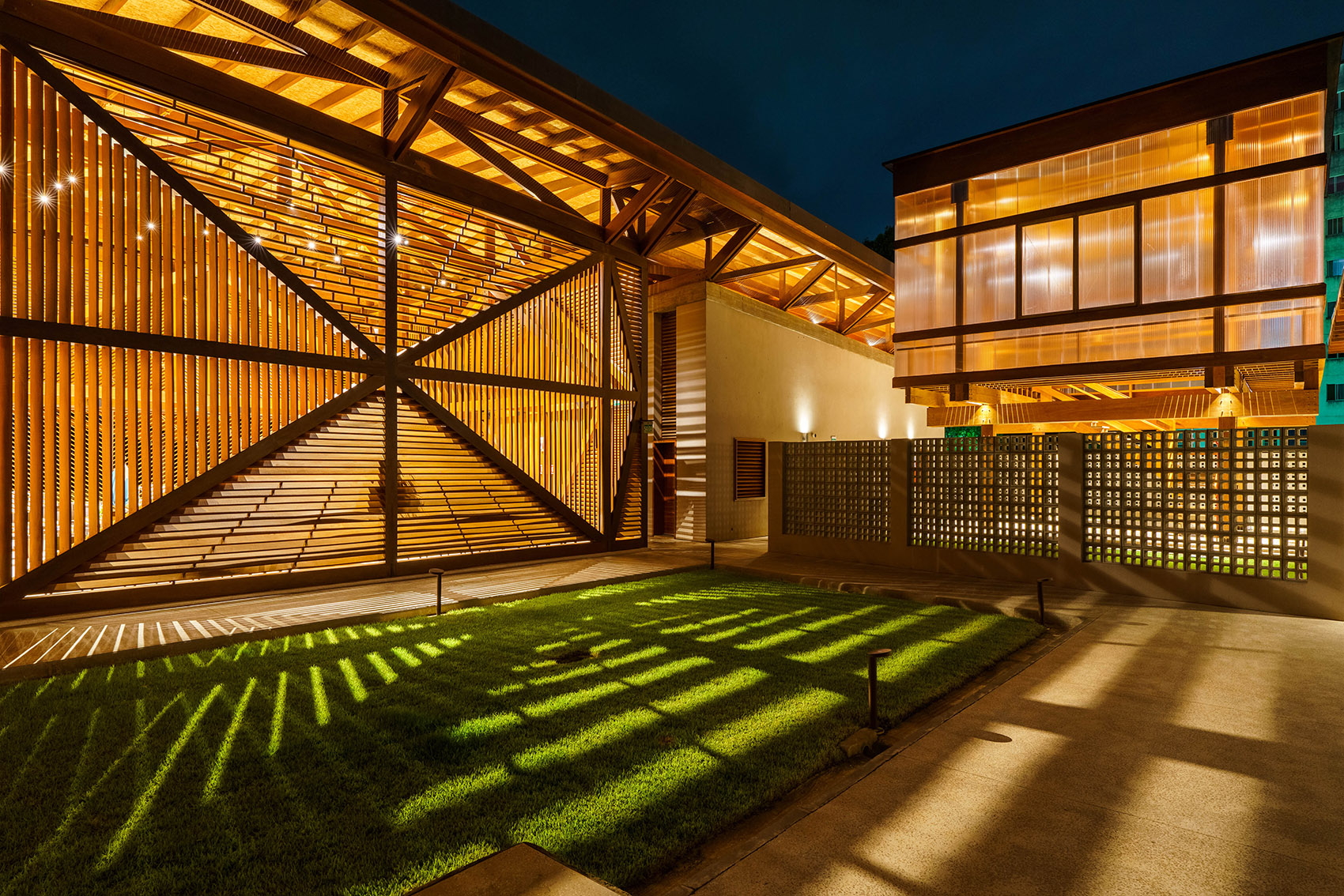 FFB Convent by Mixtura - 谷德设计网