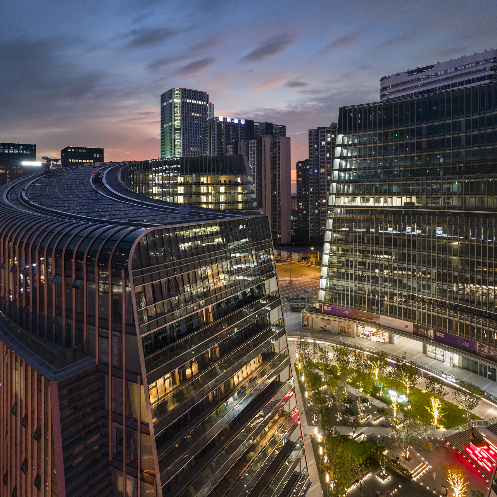 Chengdu Co-Innovation and Cooperation Center by LLA (Laguarda.Low ...