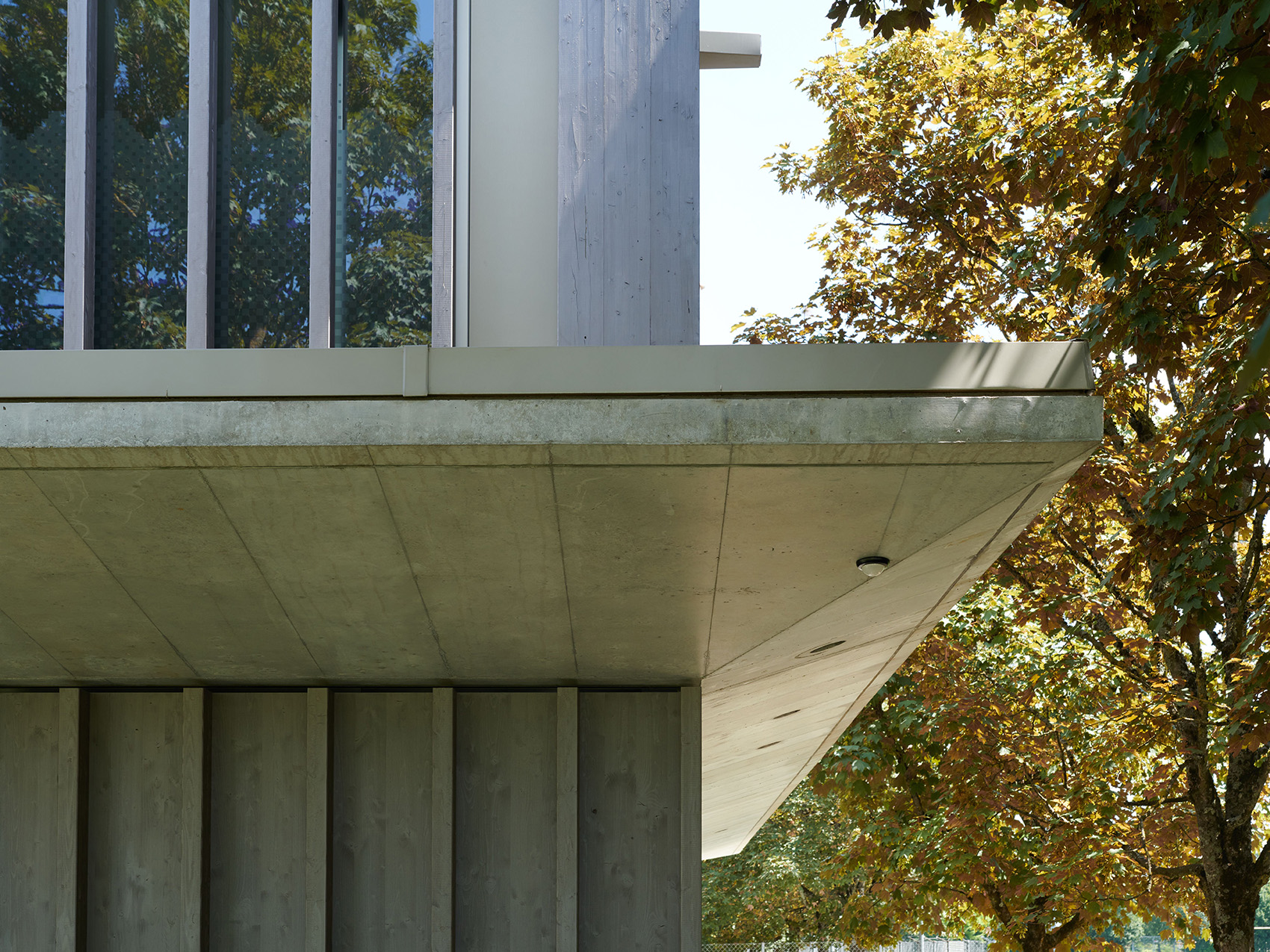 Les Vergers Sports Center, Meyrin, Geneva by AM Architectes - 谷德设计网