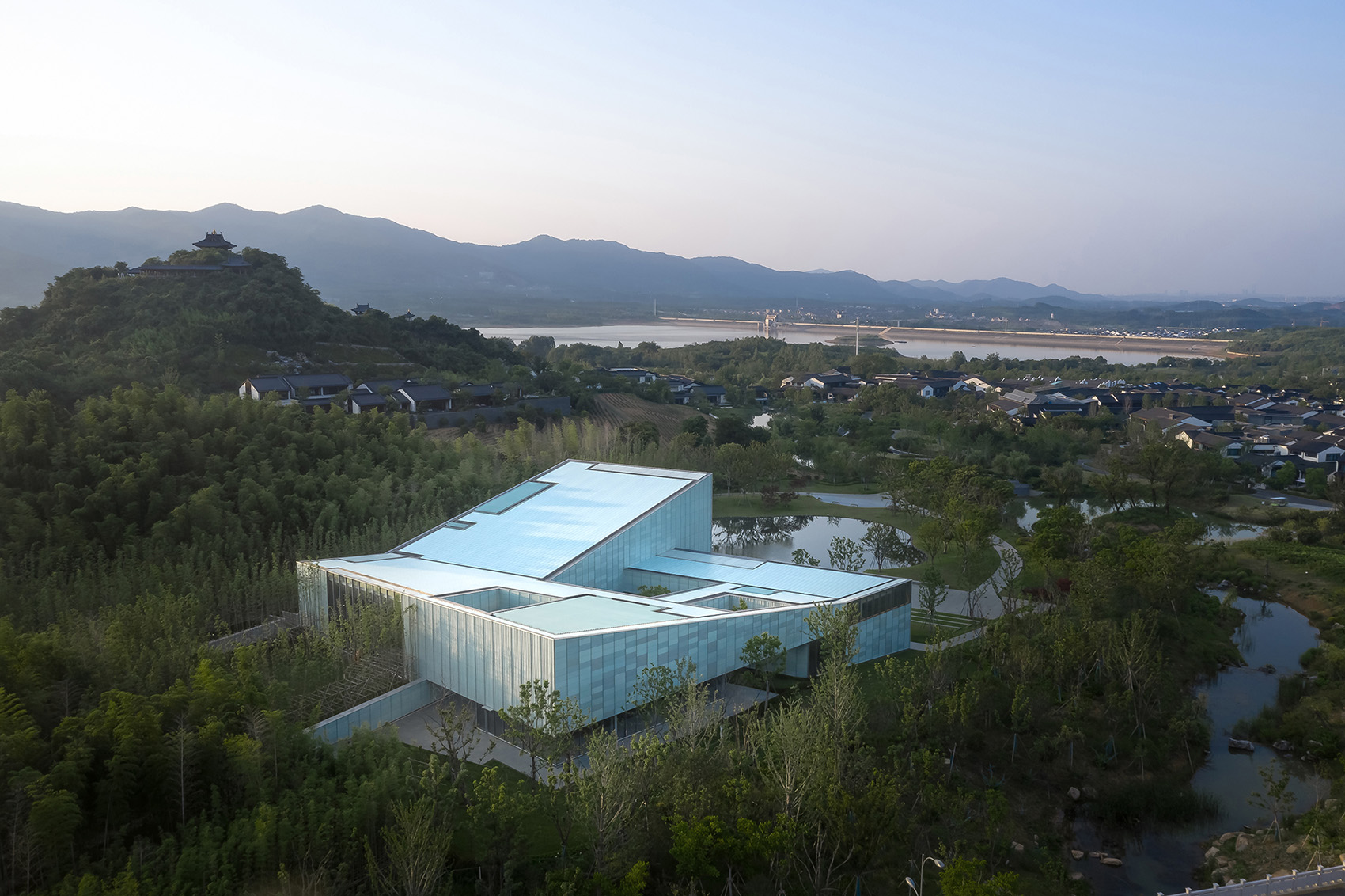 Yada Theater, China by GOA (Group of Architects) - 谷德设计网
