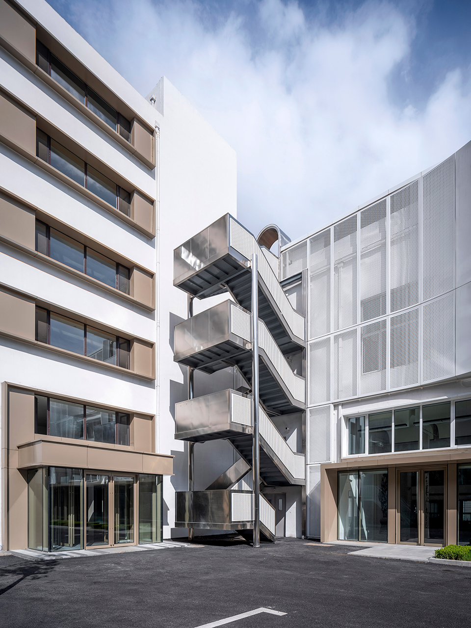 Dalian 37 Xiang, China by UUA - 谷德设计网
