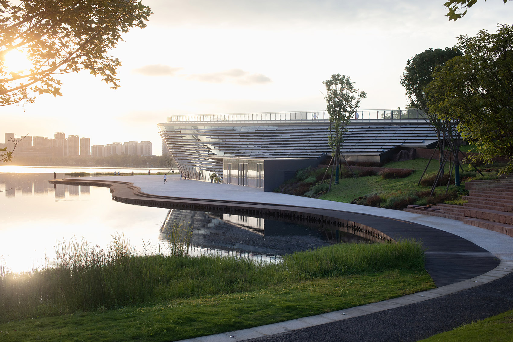 Xinglong Lake Roadshow Center by TEKTONN ARCHITECTS - 谷德设计网