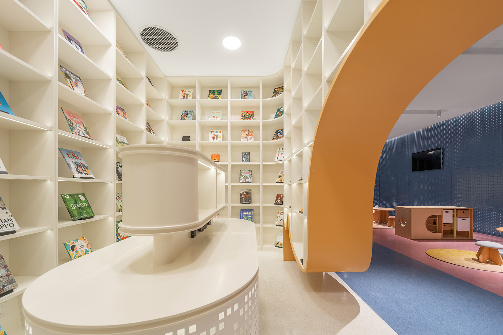 The Miro Store of Duoyun Bookstore, Dream La Miro by Wutopia Lab - 谷德设计网